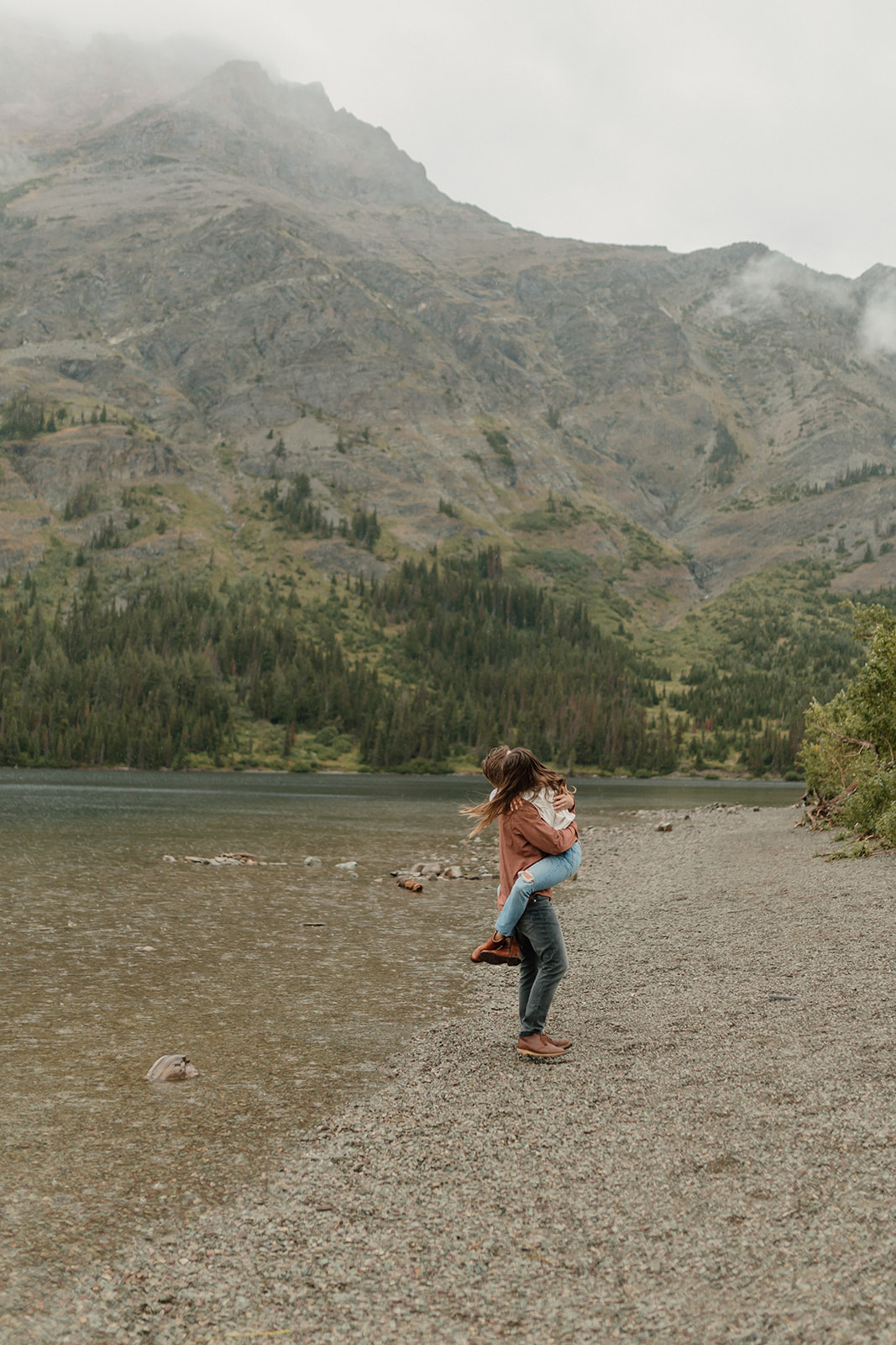Adventure Couple Photography in Glacier National Park ...